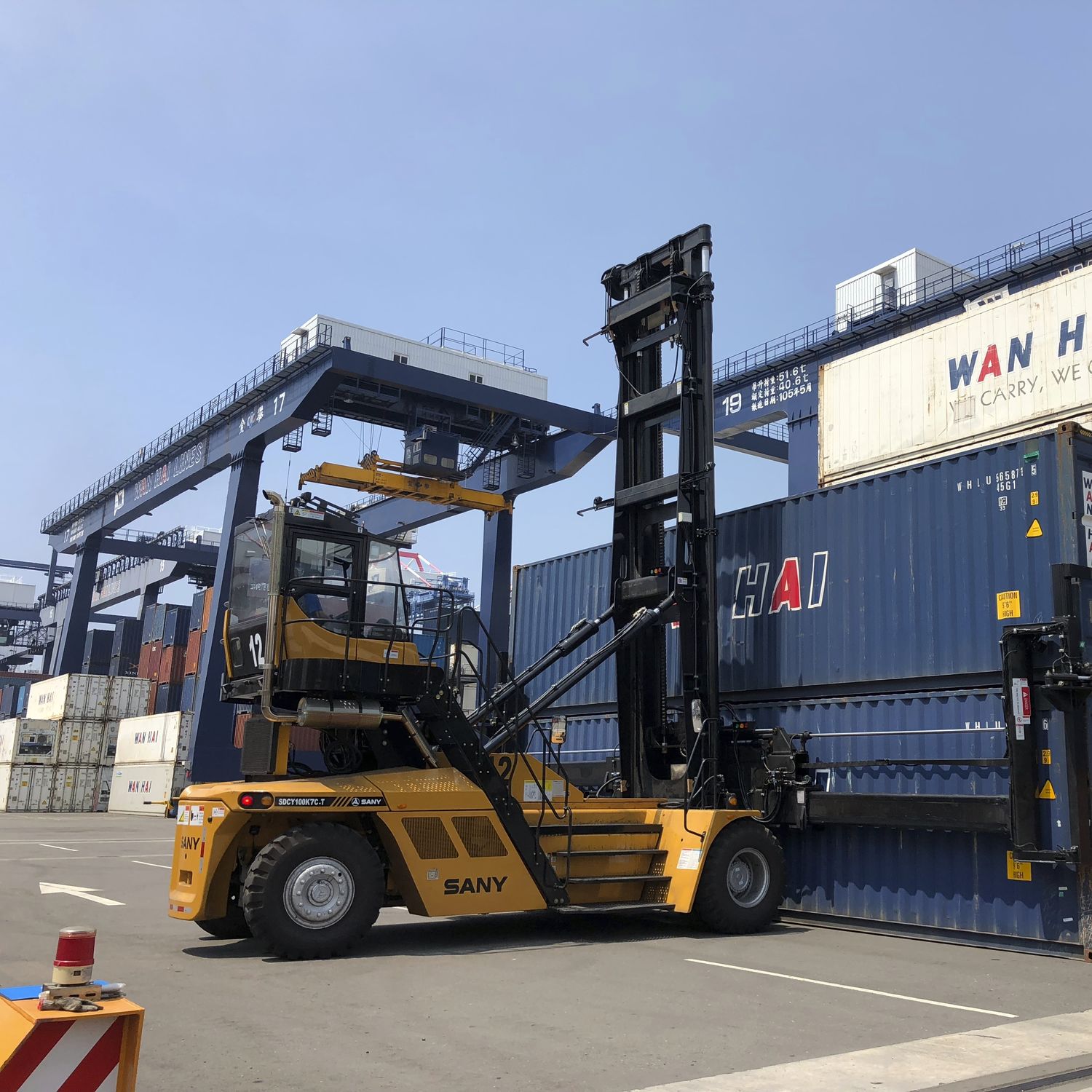 Containerstapler für Leercontainer - SDCY90K series - SANY GROUP - Side ...