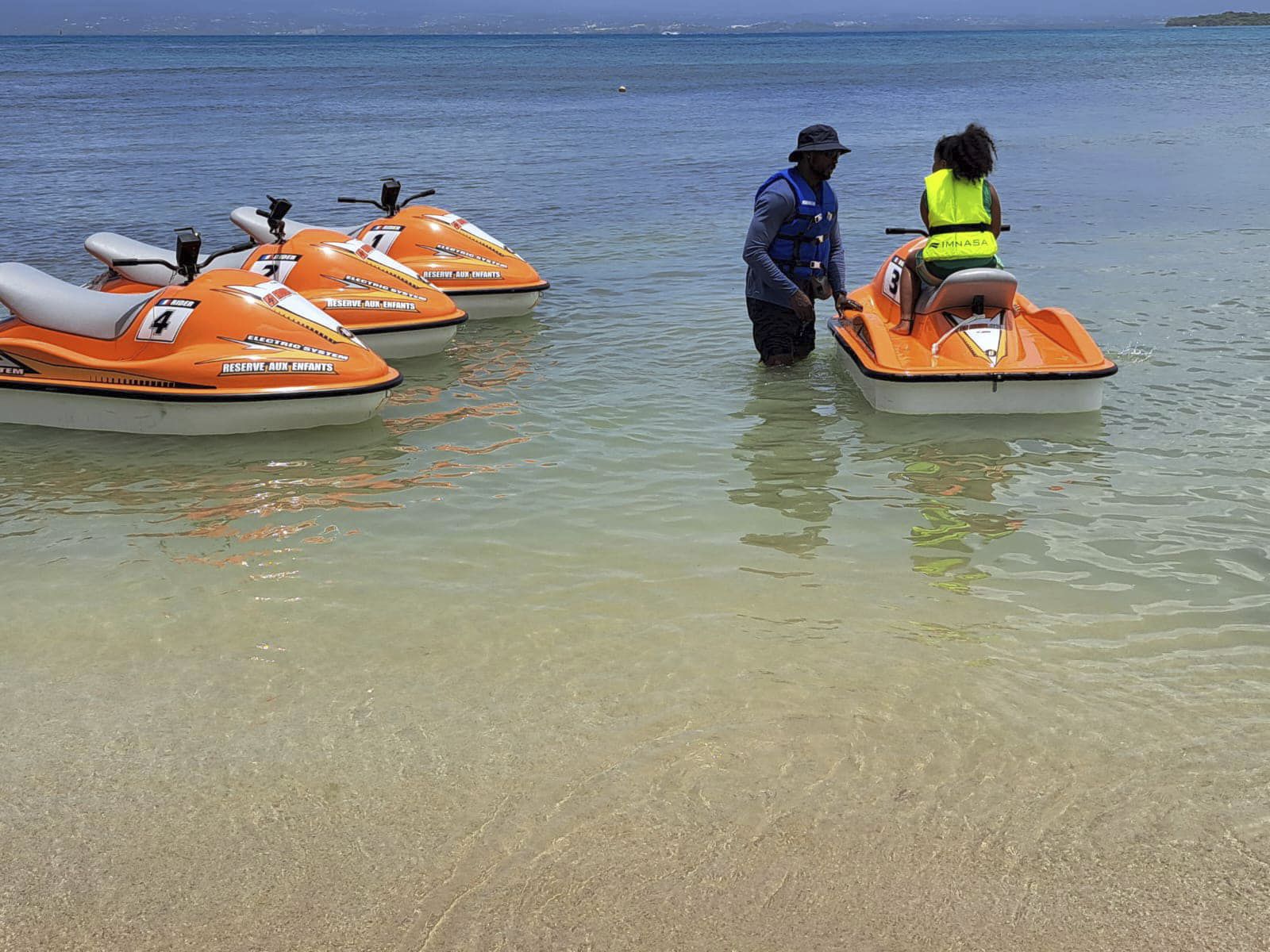 Jet-Ski / für Kinder - AQUAJET - Watt & Boat - sitzend / 2 Plätze ...