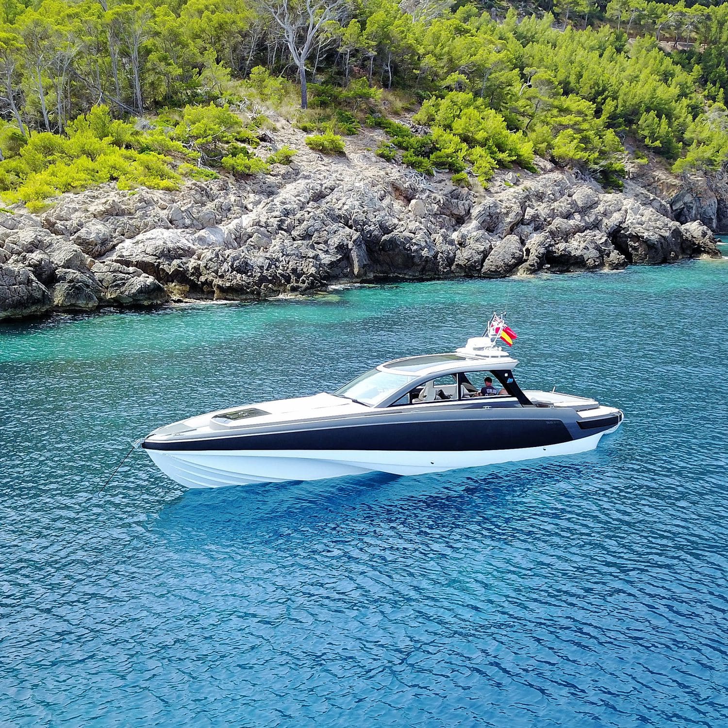 Express Cruiser / Stern-Drive - BLADERUNNER 45 GT - Ice Marine - Diesel ...