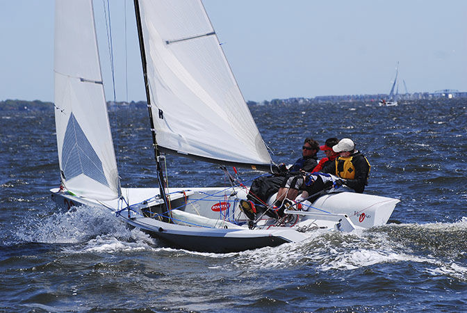 Segelboot / Regatta Kielboot - VIPER 640 - Rondar Raceboats - One ...