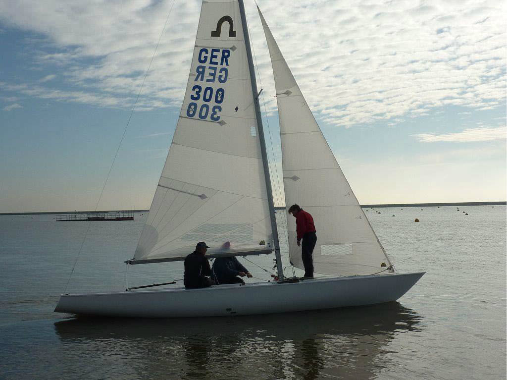 One-Design-Segelboot - SOLING - Petticrows - Regatta-Kielboot / ISAF ...