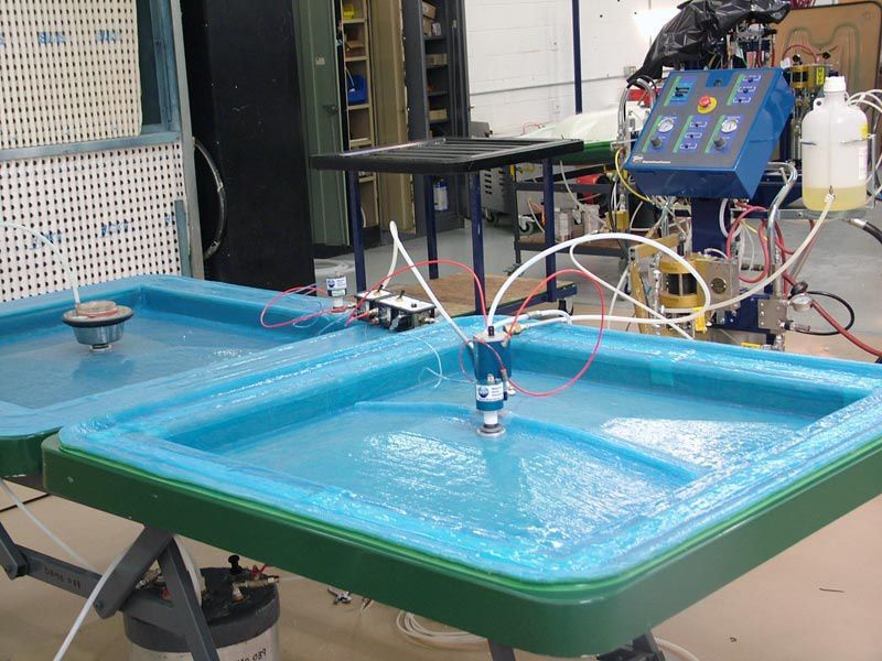 Injektionsmaschine für die Vakuuminfusion - PATRIOT™ INNOVATOR - Magnum ...