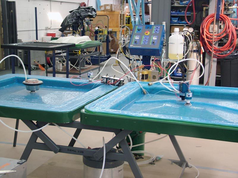 Injektionsmaschine für die Vakuuminfusion - PATRIOT™ INNOVATOR - Magnum ...