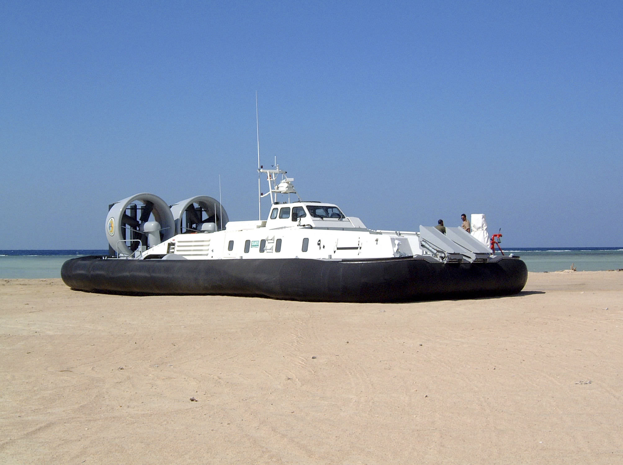 Hovercraft für gewerbliche Nutzung - 8000 TD - Griffon Hoverwork ...