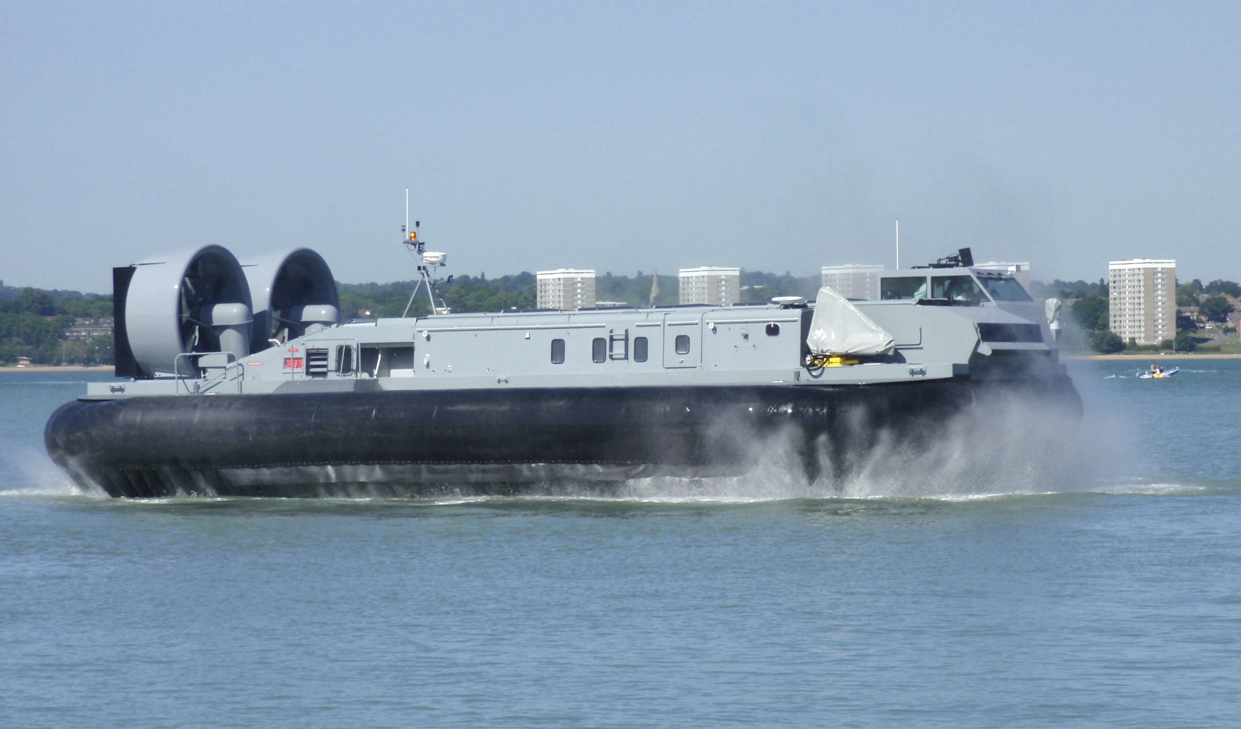 Militär-Hovercraft - 8100 TD - Griffon Hoverwork