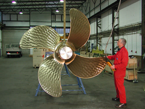 Schiffspropeller - FPP - Schaffran Propeller + Service - Fest / Shaft ...